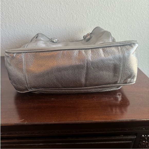 Coach | Bags | Coach Poppy Metallic Silver Leather Double Pushlock ...